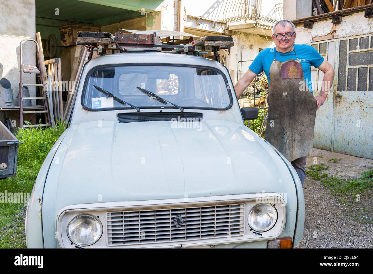 Italy, Ossona, Emilio Porrati blacksmith Stock Photo - Alamy