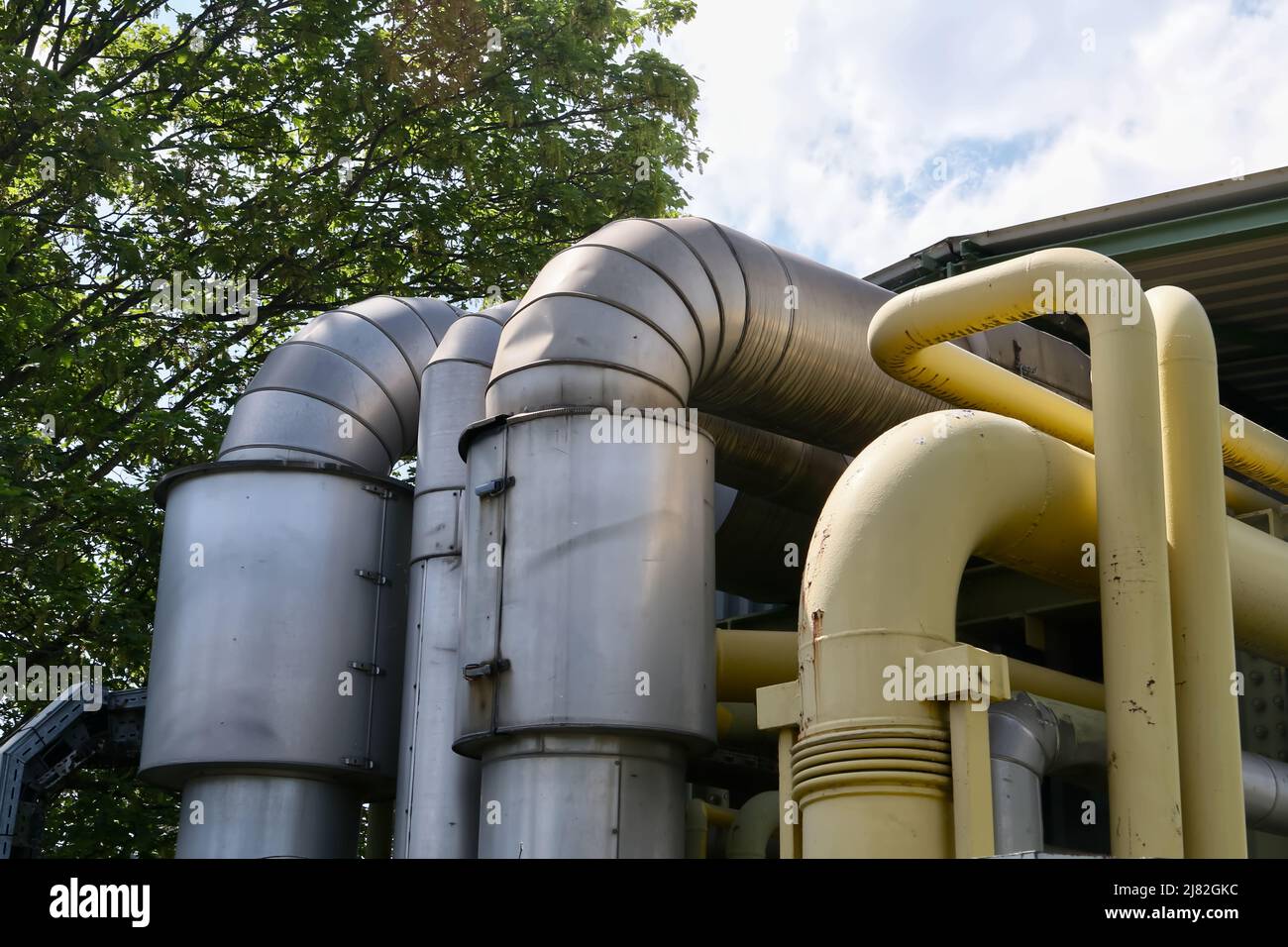 oil and gas pipelines Stock Photo - Alamy