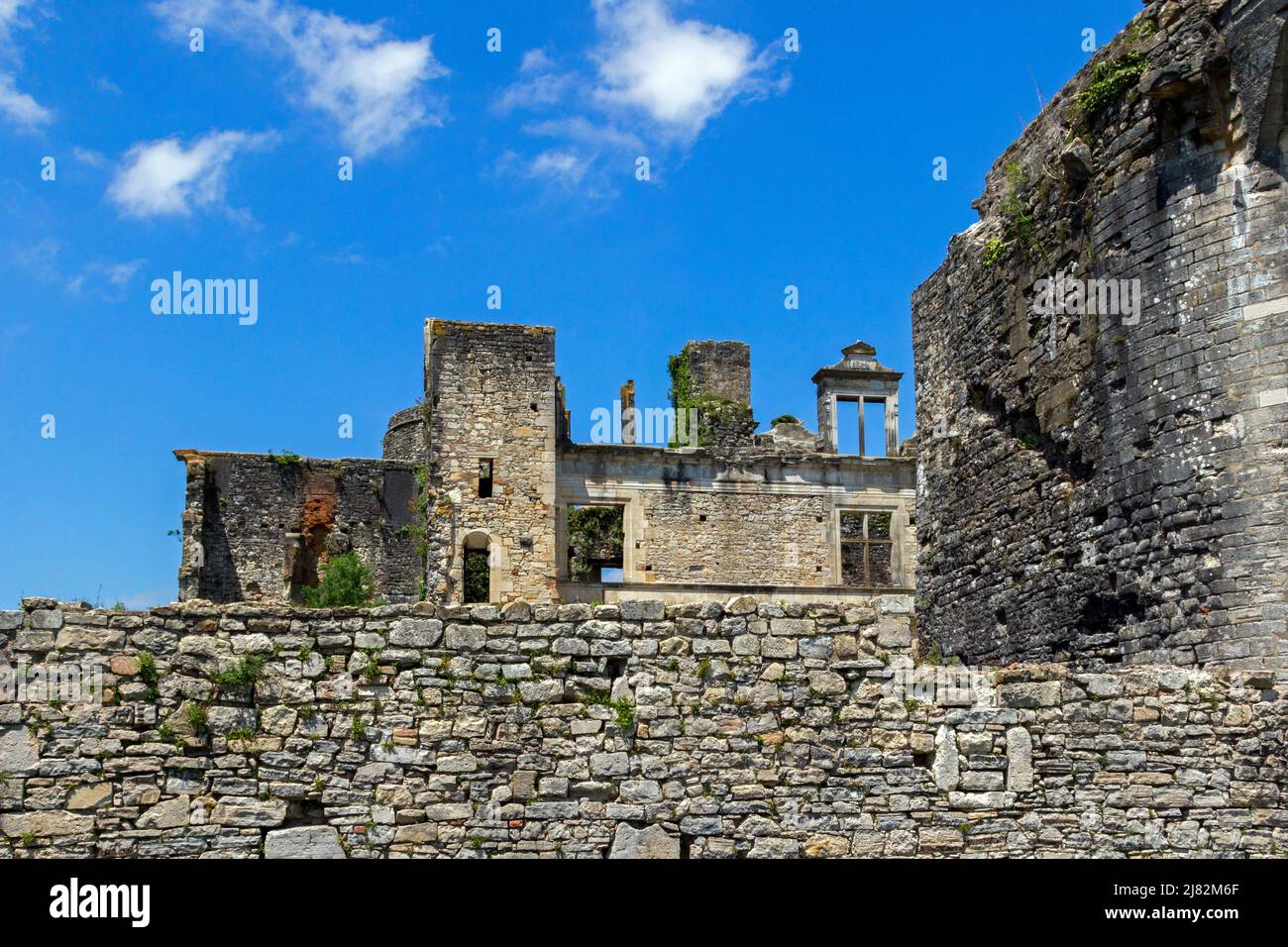 The Castle of Gramont (former sovereign principality of Bidache ...