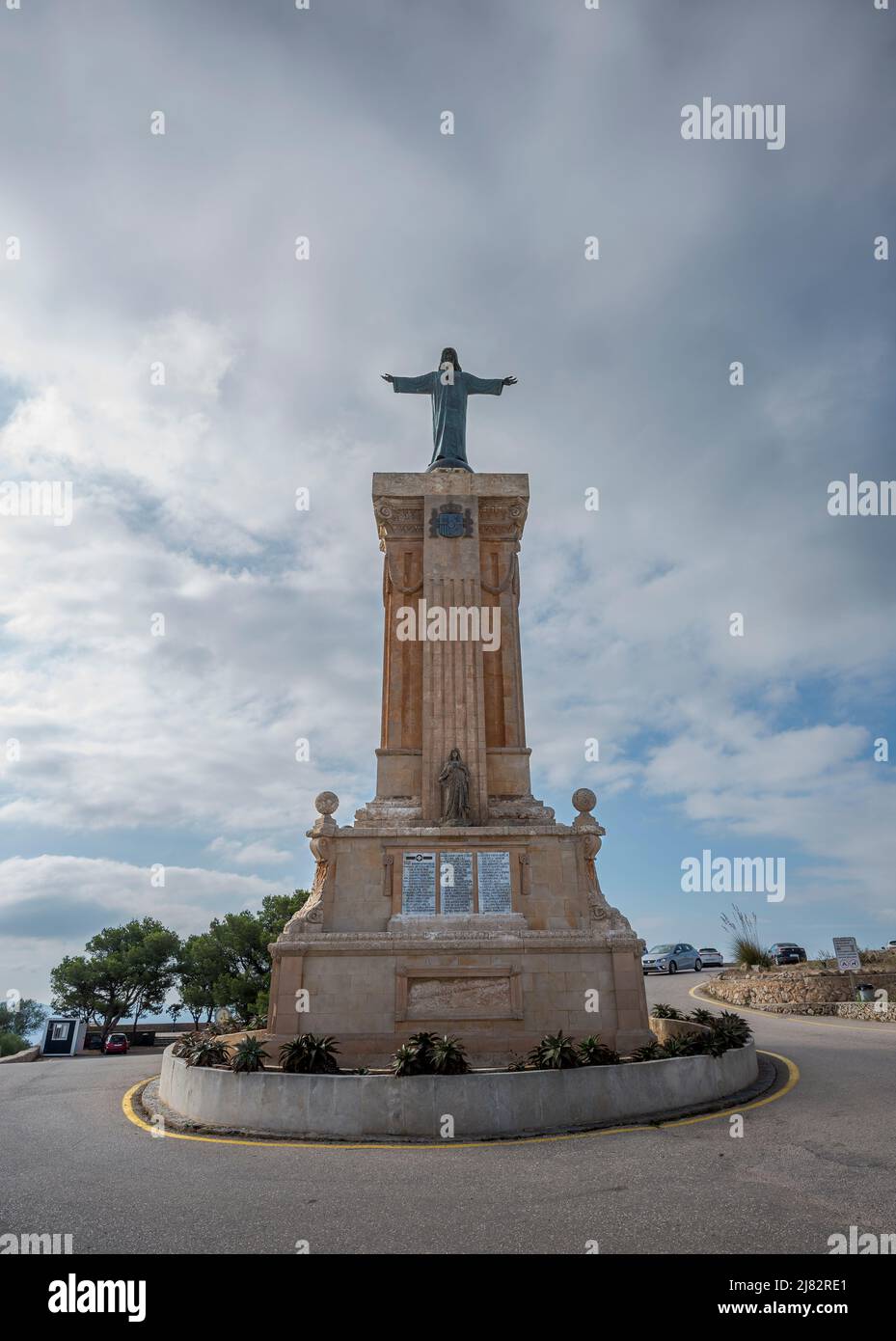 Statue of the Sacred Heart of Jesus. It is next to the Virgen del Toro ...