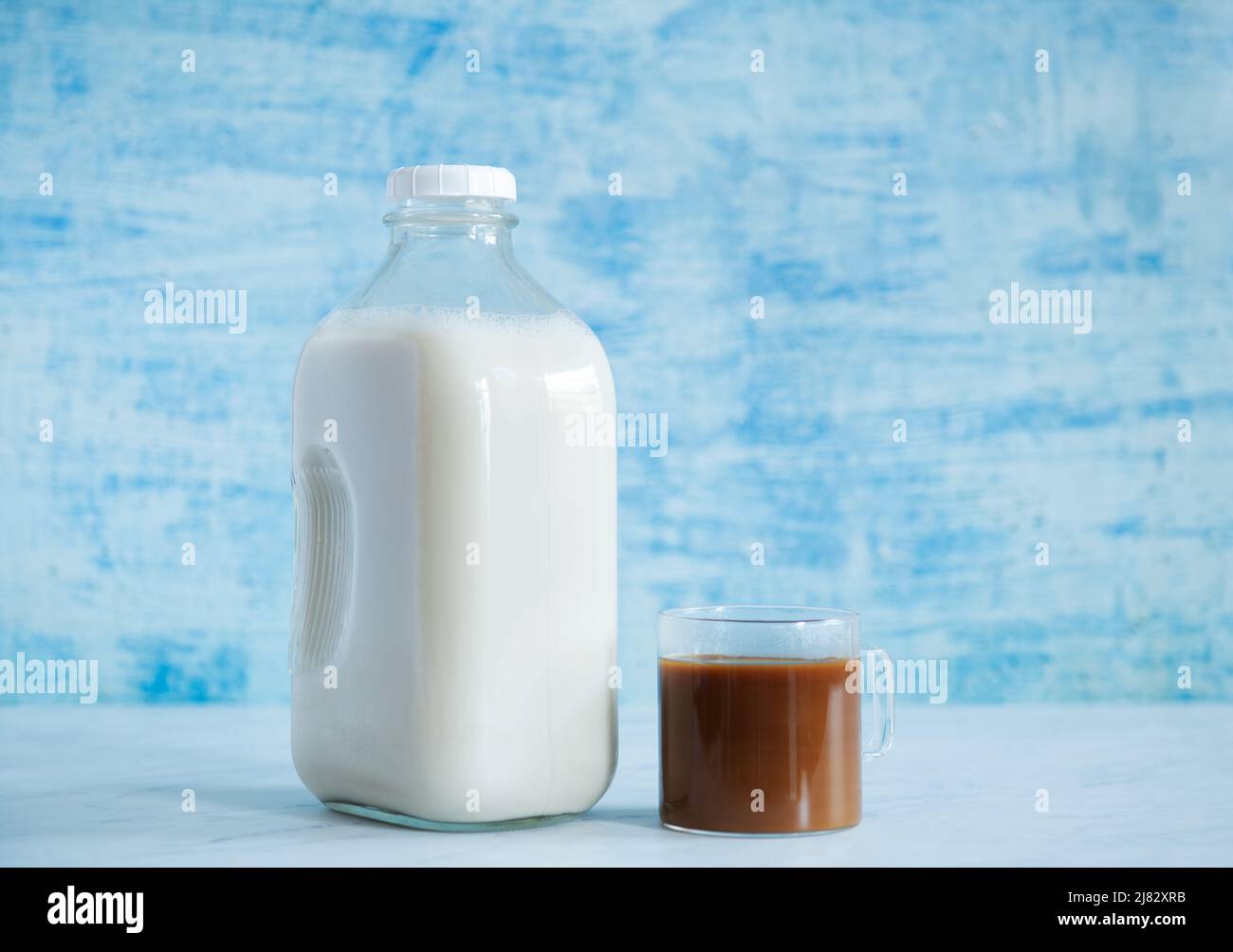 Blue bottle coffee hi-res stock photography and images - Alamy