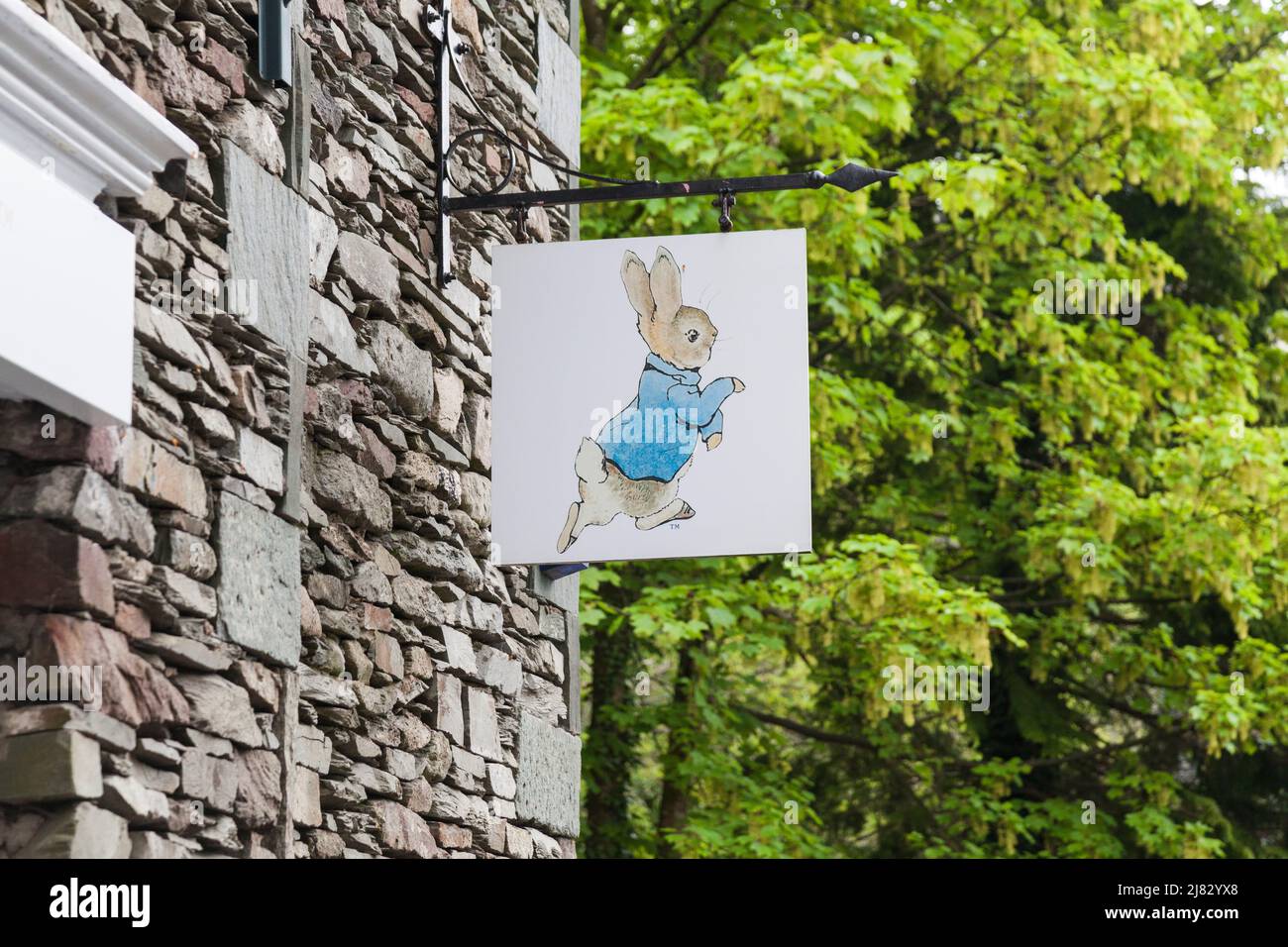 Rabbit shop hi-res stock photography and images - Alamy