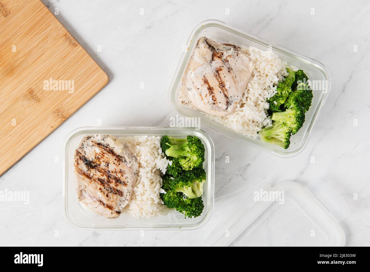 Chicken and steamed broccoli being prepared Stock Photo - Alamy