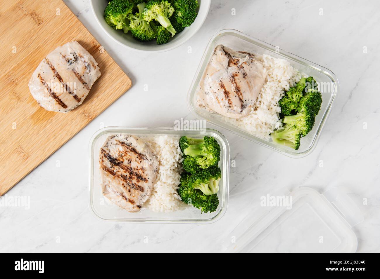 Chicken and steamed broccoli being prepared Stock Photo - Alamy