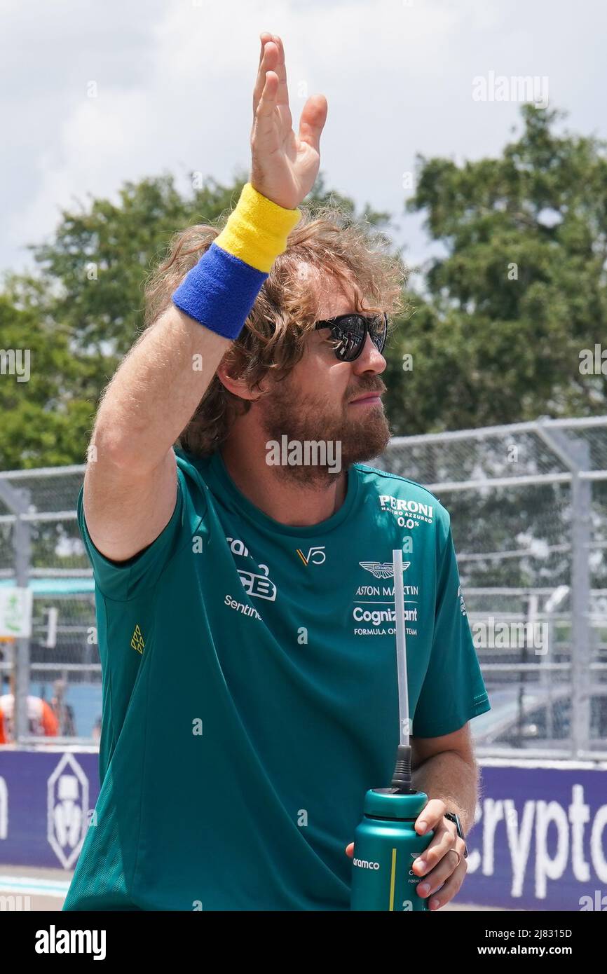 Miami grand prix crowd hi-res stock photography and images - Alamy