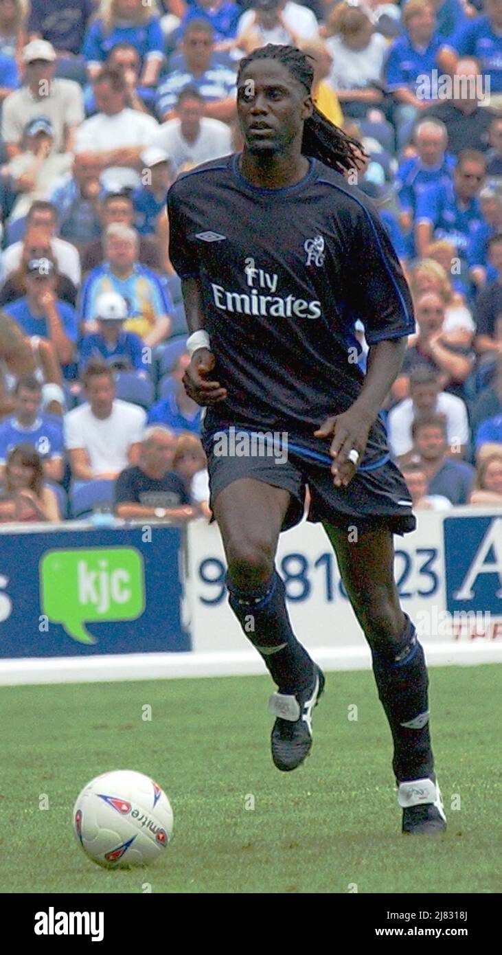 PORTSMOUTH V CHELSEA MARIO MELCHIOT PIC MIKE WALKER, 2002 Stock Photo ...