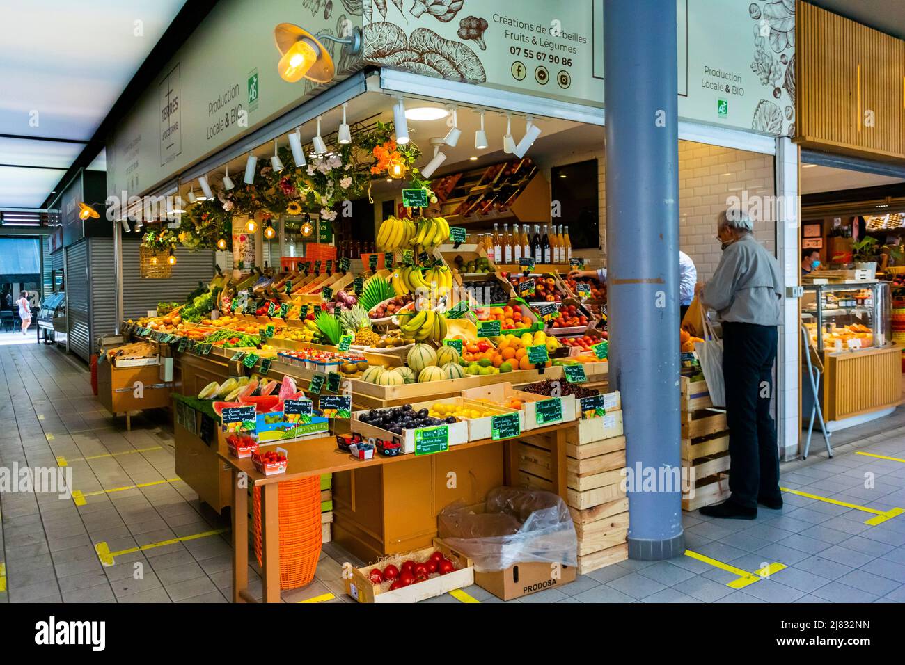Montpellier, France, French Public Food, Market, Organic Fruits, Scenes ...