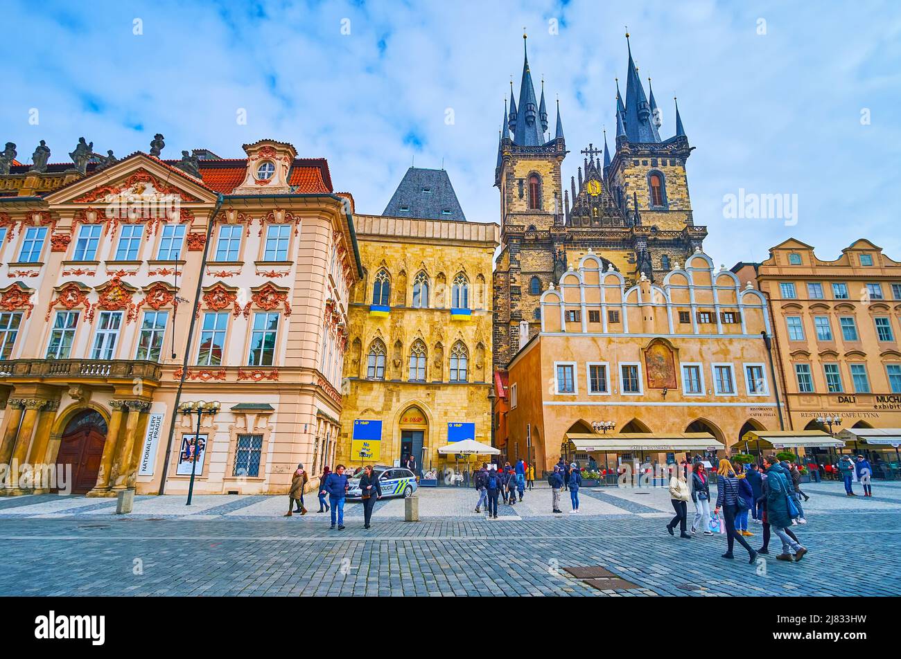 Bell house hi-res stock photography and images - Alamy