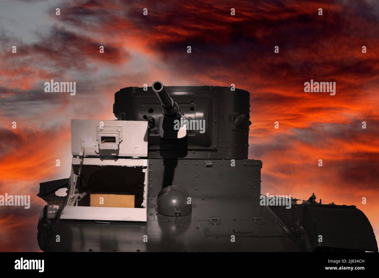 tank cannon aiming to enemy on fire war sky Stock Photo - Alamy