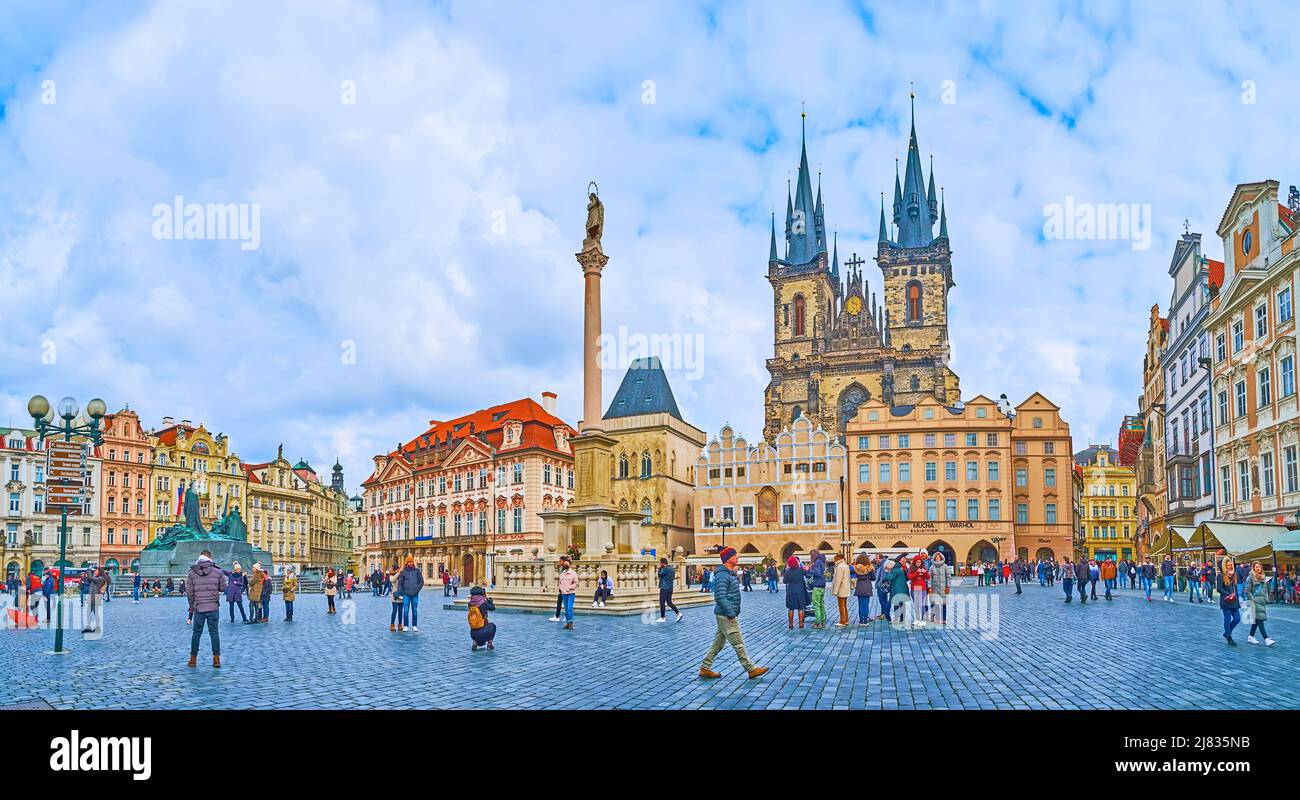 PRAGUE, CZECH REPUBLIC - MARCH 5, 2022: The Old Town Square panorama ...