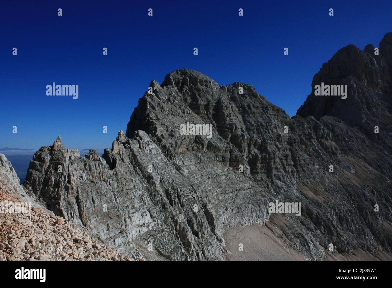 Descent of rocks hi-res stock photography and images - Alamy
