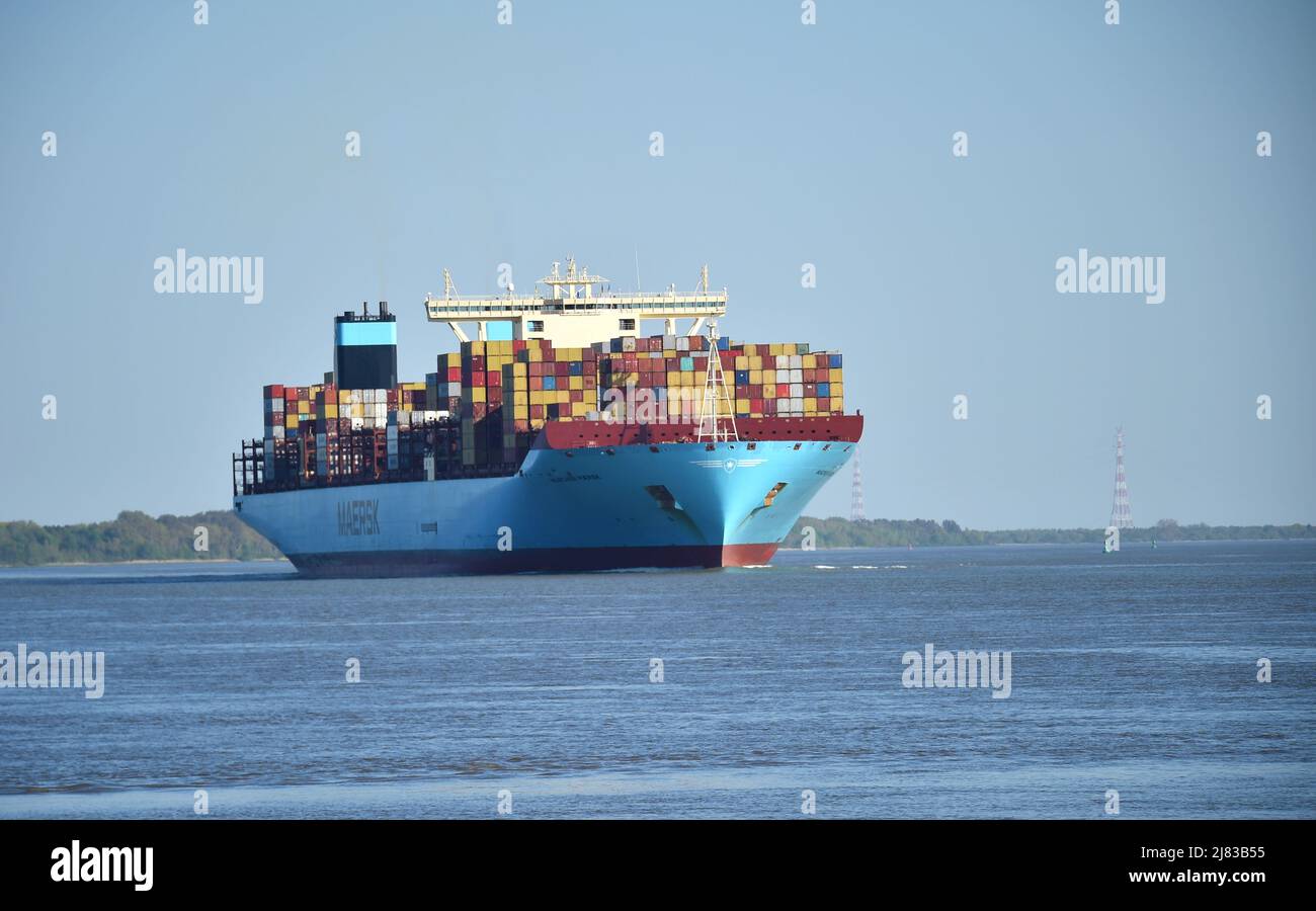Container Ship On The Elbe Near Hamburg Stock Photo - Alamy
