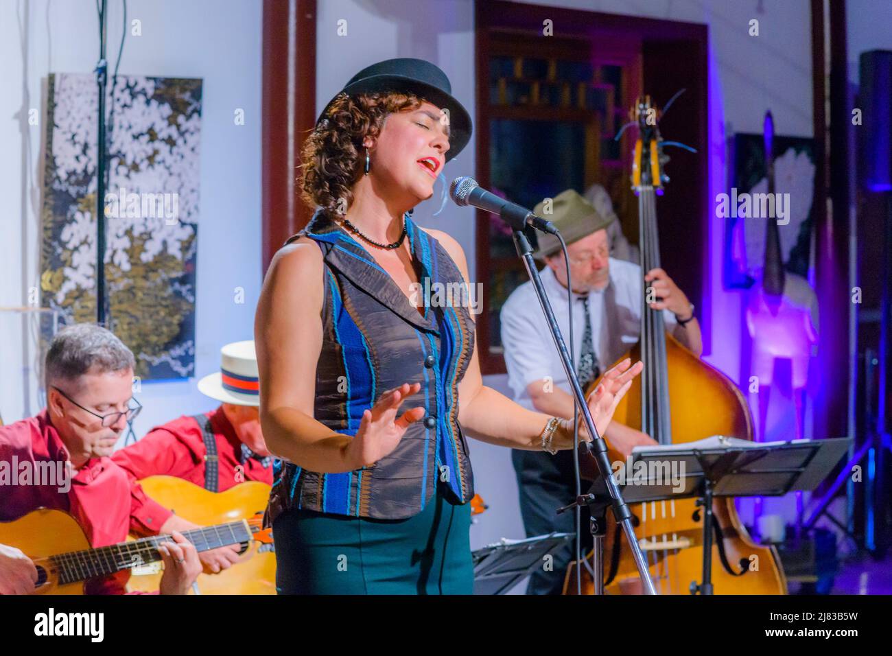 Deanna knight hi-res stock photography and images - Alamy