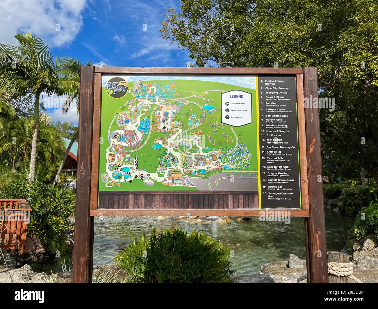 Amusement park map hi-res stock photography and images - Alamy