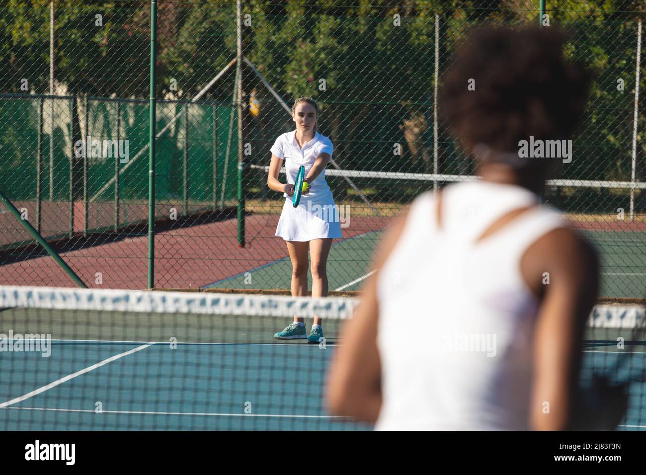 Female tennis player serving hi-res stock photography and images - Alamy