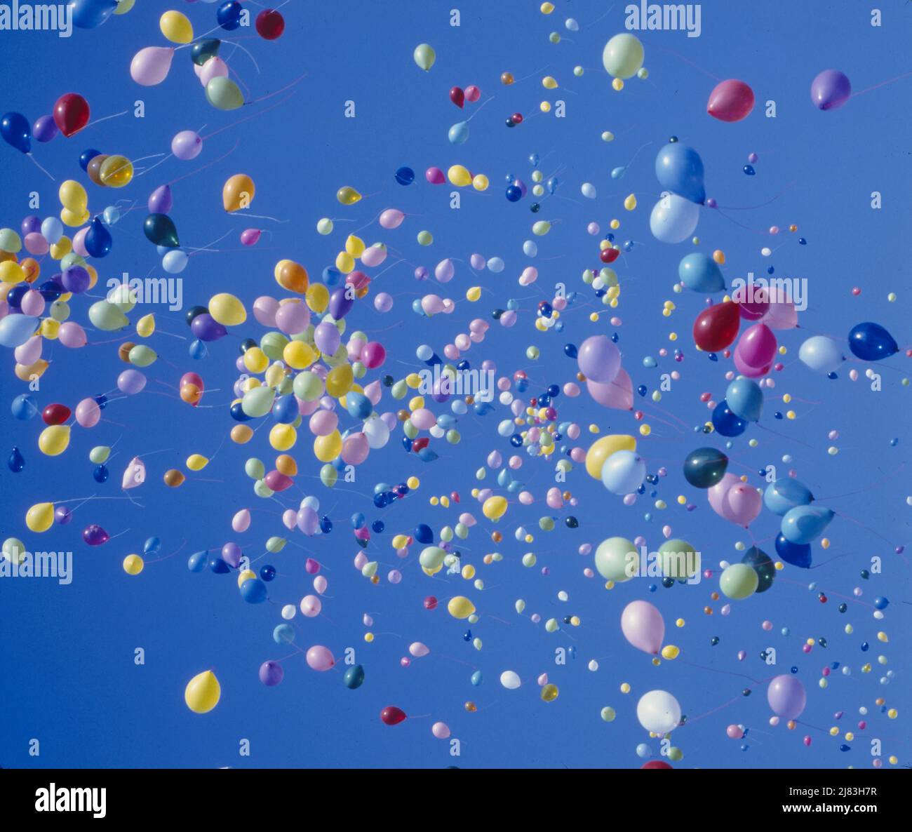 Luftballons luftballons hi-res stock photography and images - Alamy