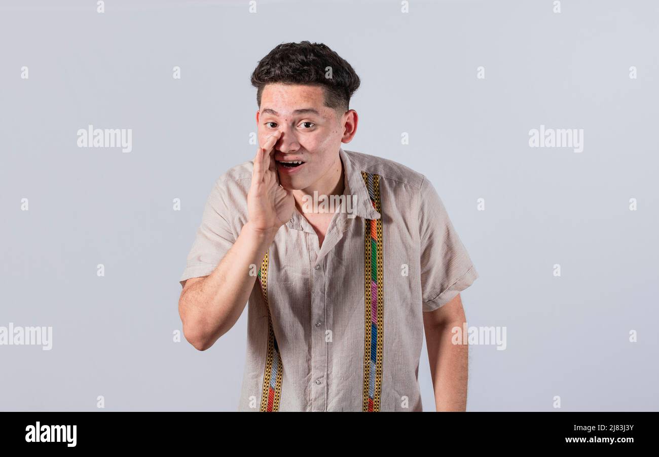 Man announcing with a whisper, man speaking discreetly to the camera ...