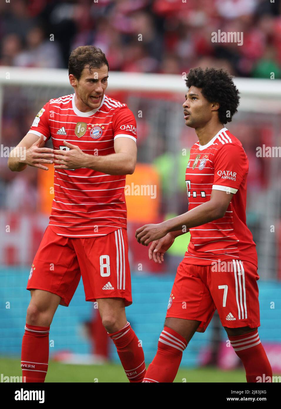 Serge Gnabry of Bayern Muenchen Leon Goretzka of Bayern Muenchen ...