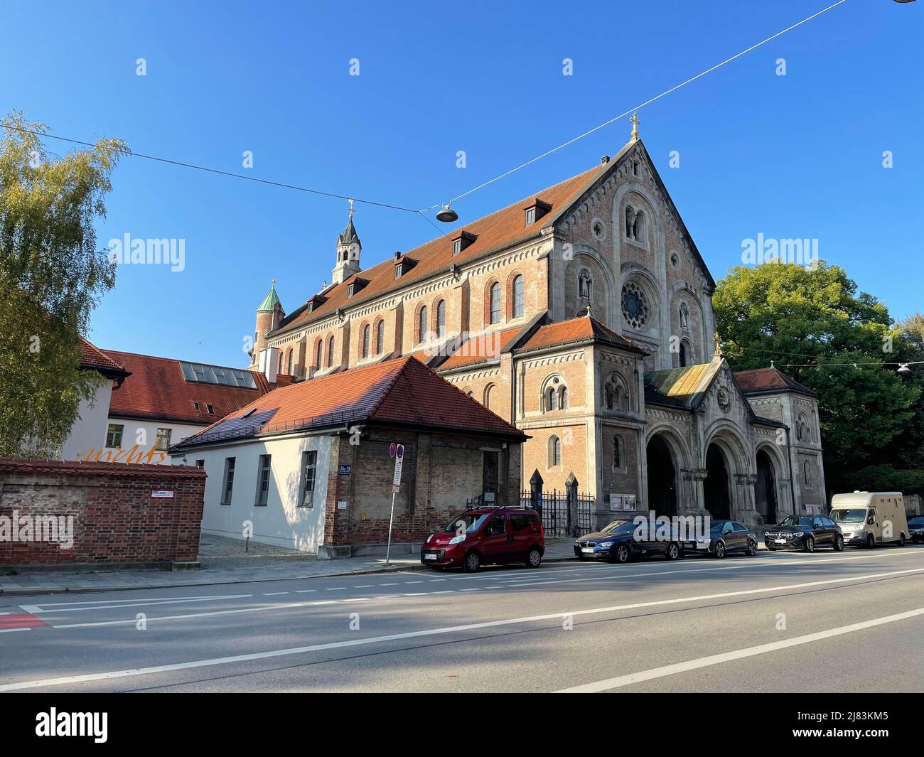 Kirche Sankt Anton, Muenchen, Deutschland Stock Photo - Alamy