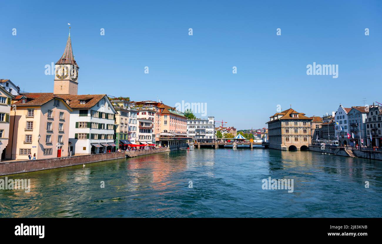 Downtown with river hi-res stock photography and images - Alamy