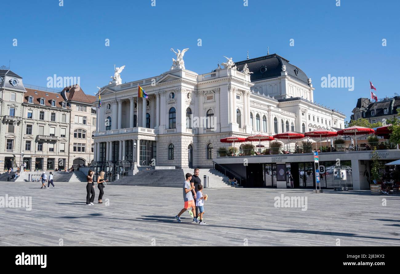 Opernhaus Zuerich, Oper von Zuerich, Schweiz Stock Photo - Alamy