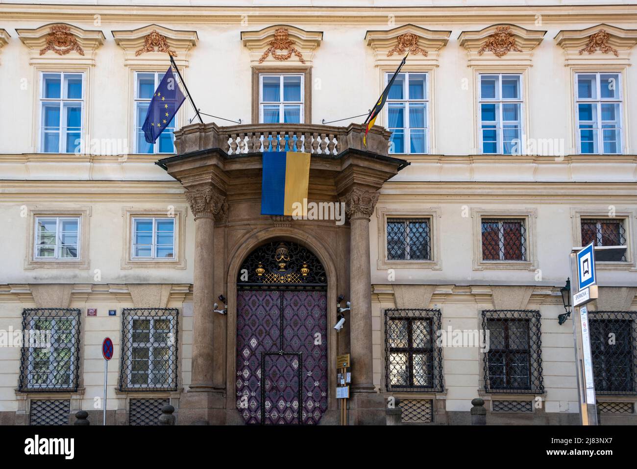 Palais Lobkowitz, Deutsche Botschaft, Prag, Tschechien Stock Photo - Alamy