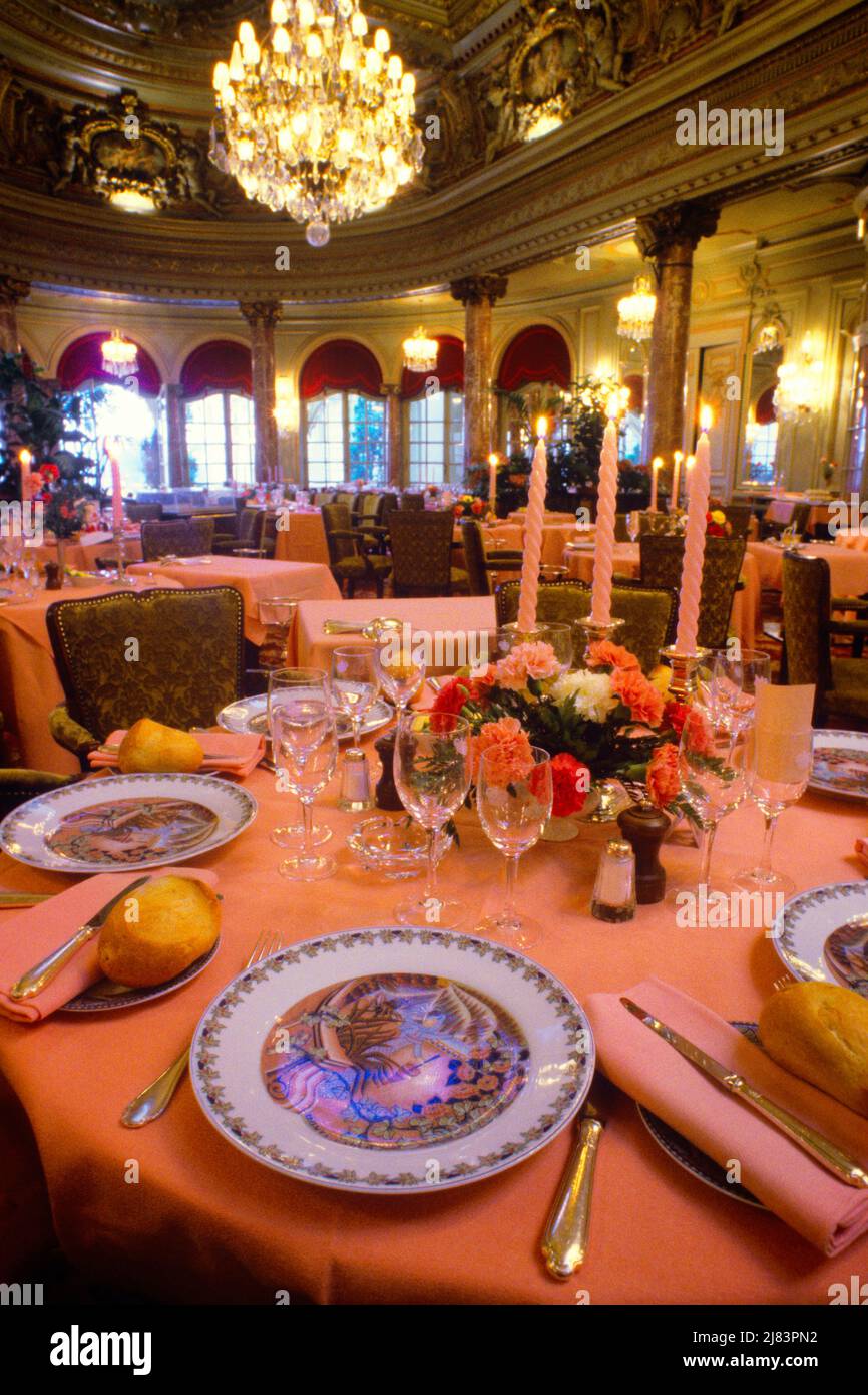 1980s hotel room interior hi-res stock photography and images - Alamy