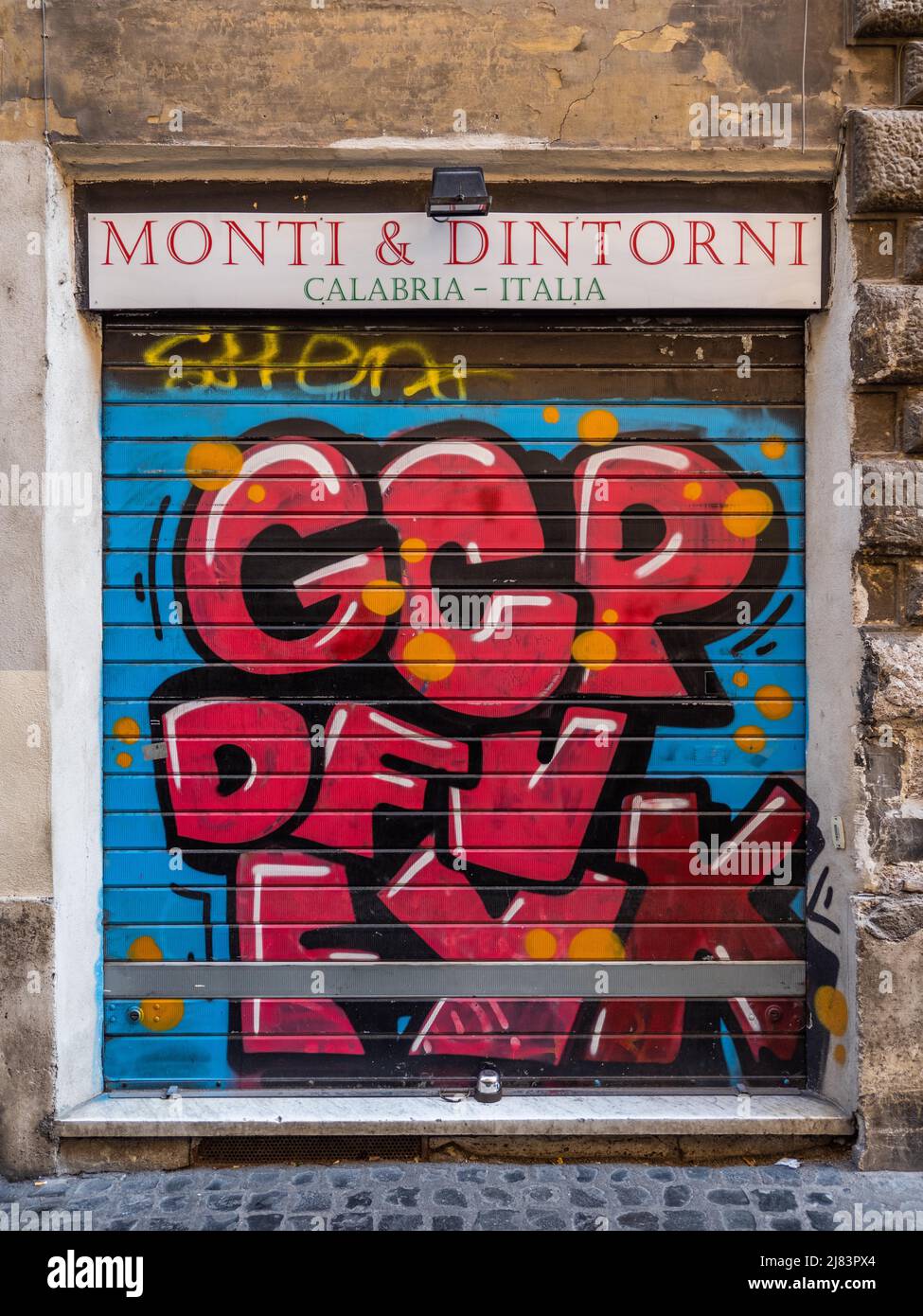Graffiti rome hi-res stock photography and images - Alamy