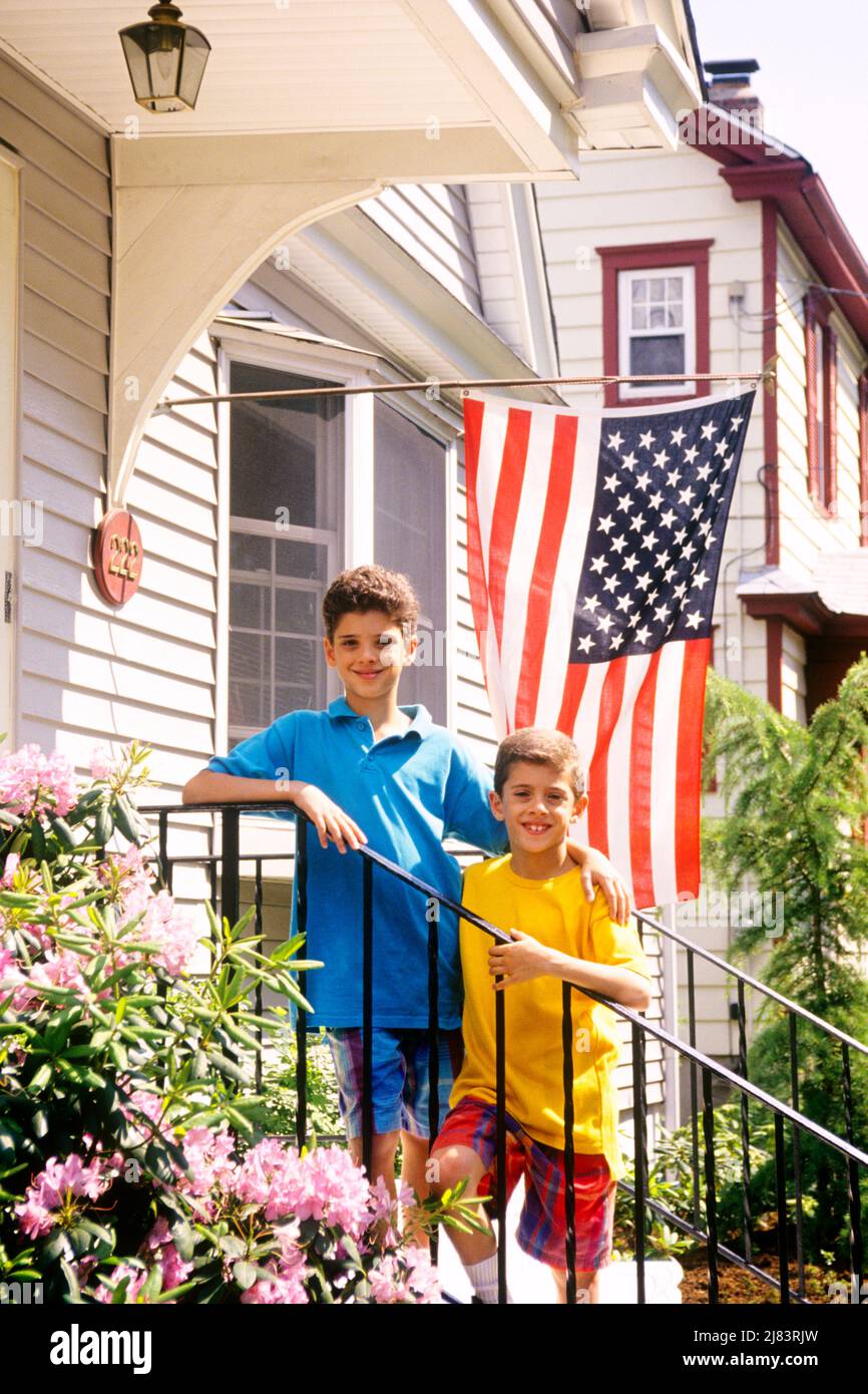 Friend 2 4 in background hi-res stock photography and images - Alamy