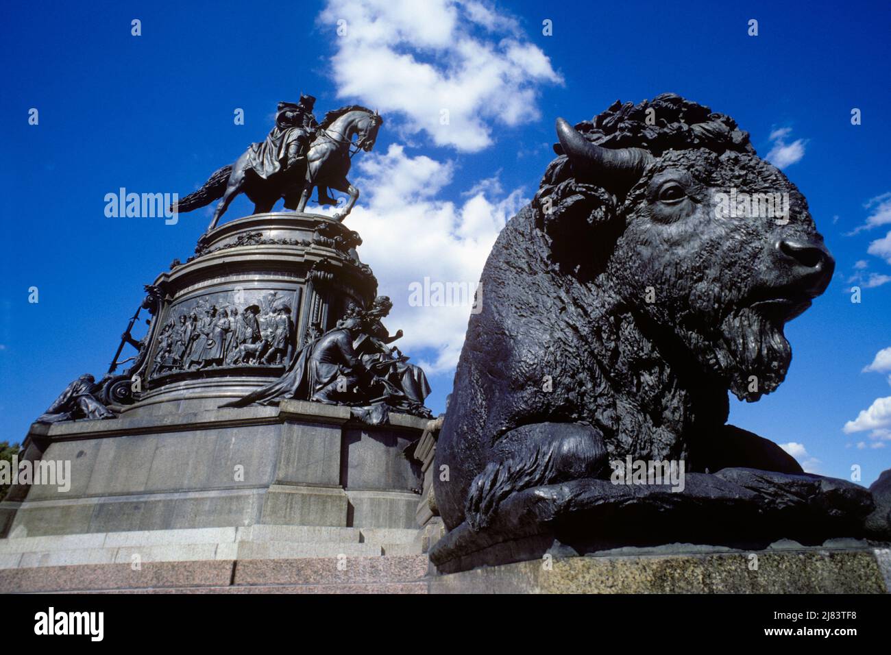 1990s GEORGE WASHINGTON MONUMENT AND AMERICAN BISON SCULPTURE EAKINS ...