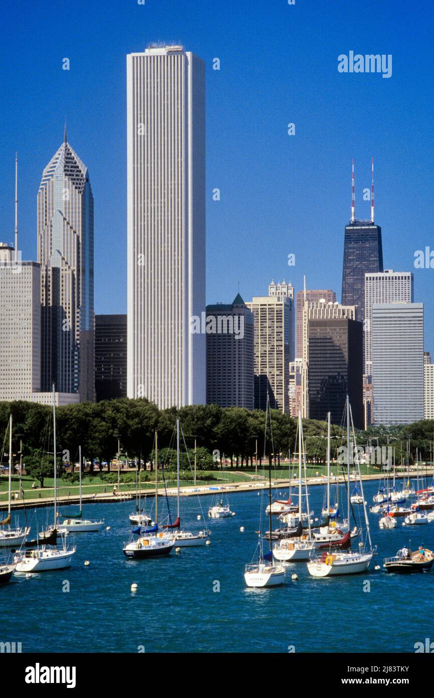 1990s HARBOR AND SKYLINE SEEN FROM AQUARIUM IN GRANT PARK CHICAGO ...