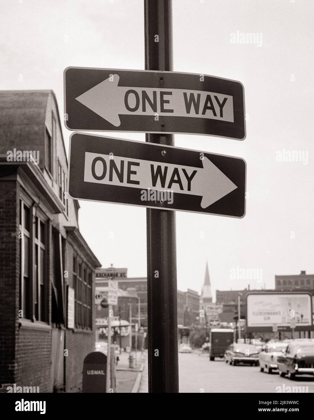Confusing signs vintage hi-res stock photography and images - Alamy