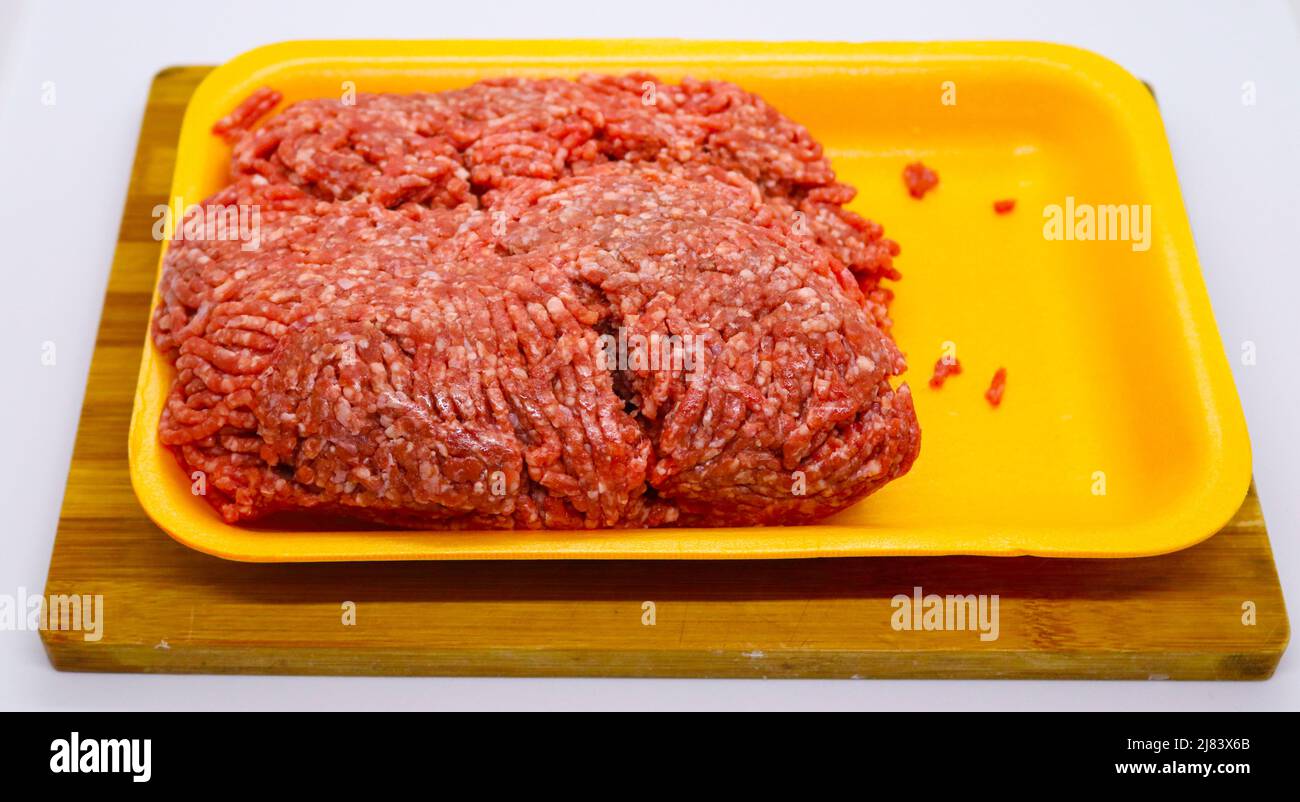 Raw minced chicken burger ingredient hi-res stock photography and ...