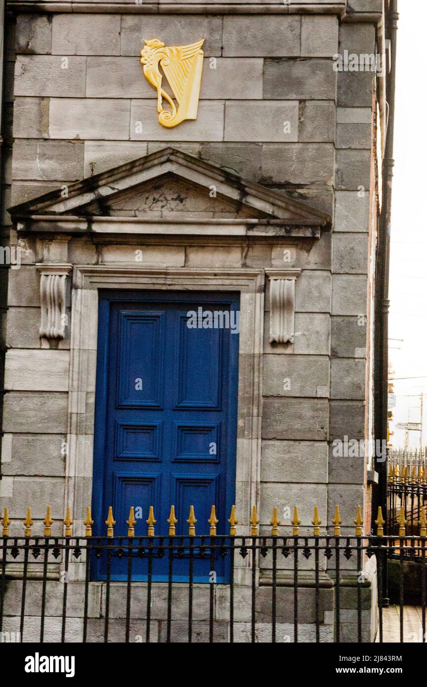 Celtic Irish harp and classic triangle architectural pediment with ...