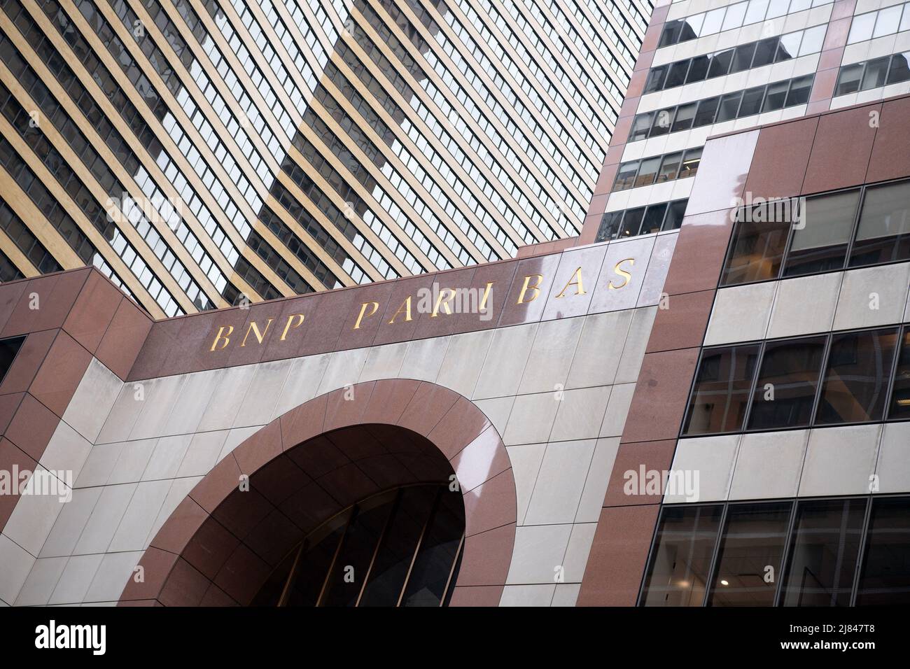 A shop sign of BNP PARISBAS Bank, on May 07, 2022 in New-York City, USA ...