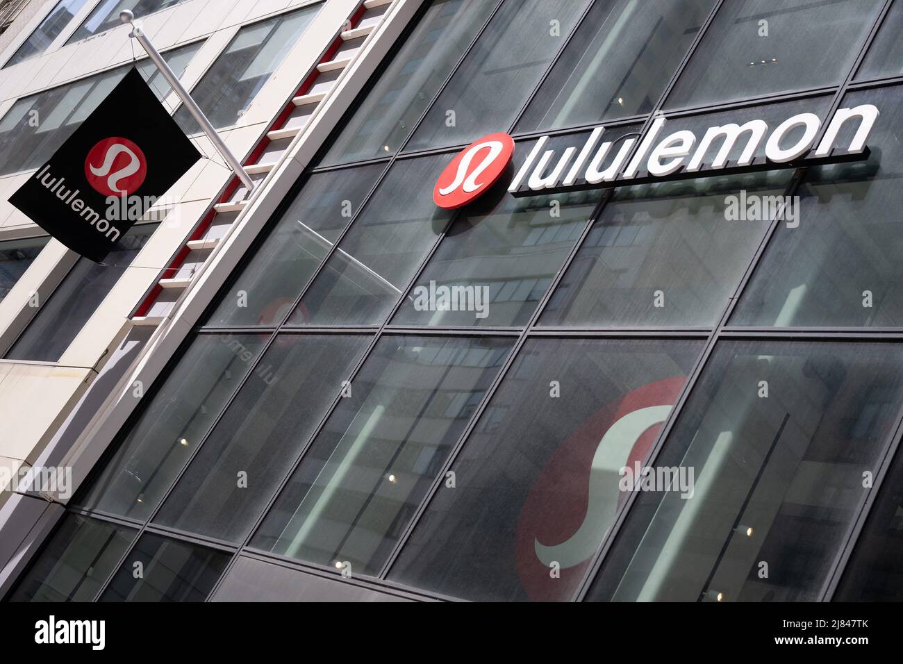 A shop sign of lululemon, on May 07, 2022 in New-York City, USA. Photo ...