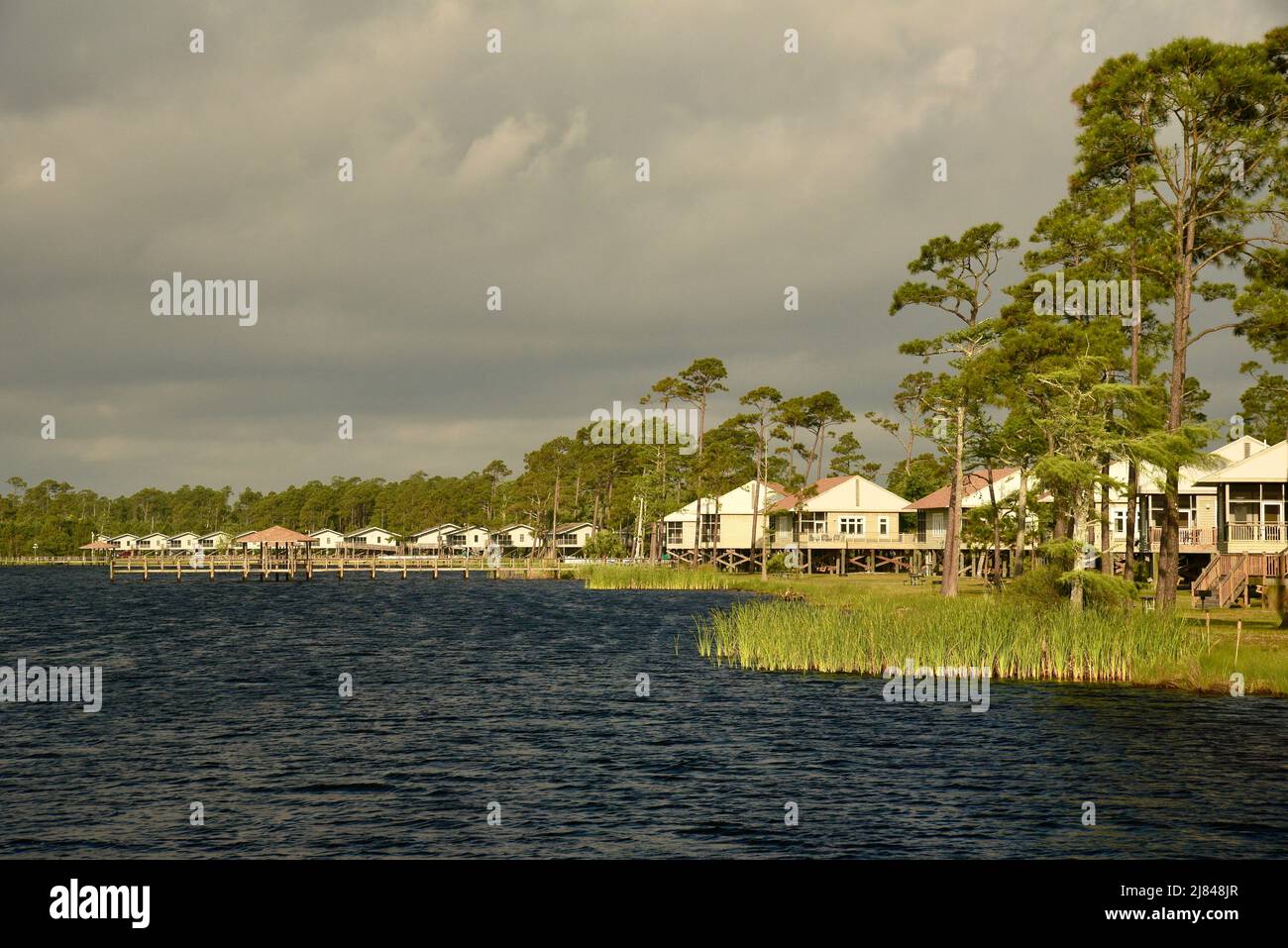 Cabin rental units and camping, water edge, along Lake Shelby in Gulf ...