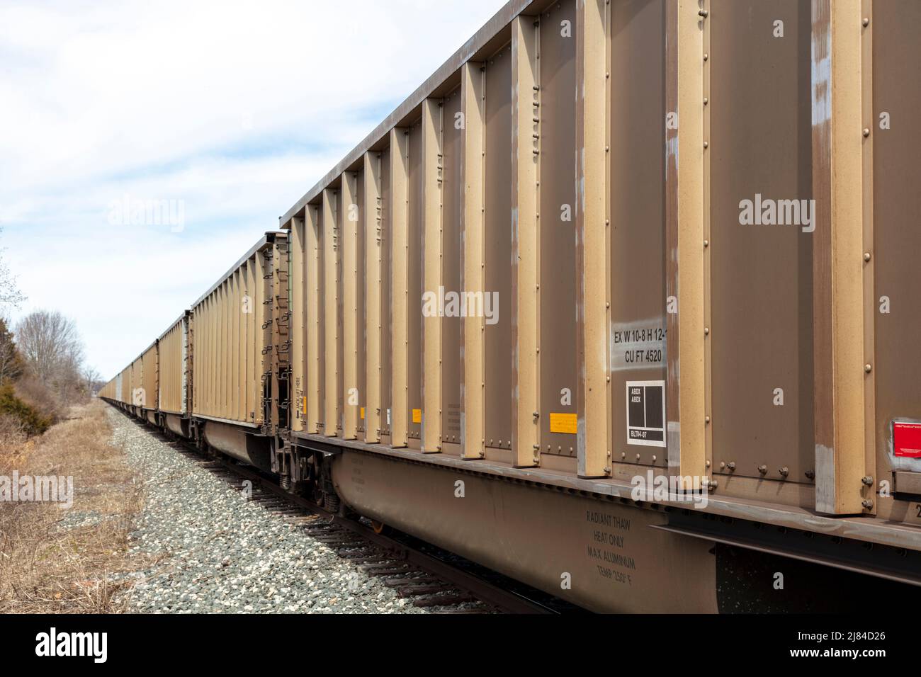 Box cars train hi-res stock photography and images - Alamy