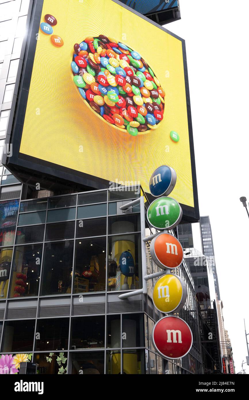 A shop sign of M&M’S Store, on May 07, 2022 in New-York City, USA ...
