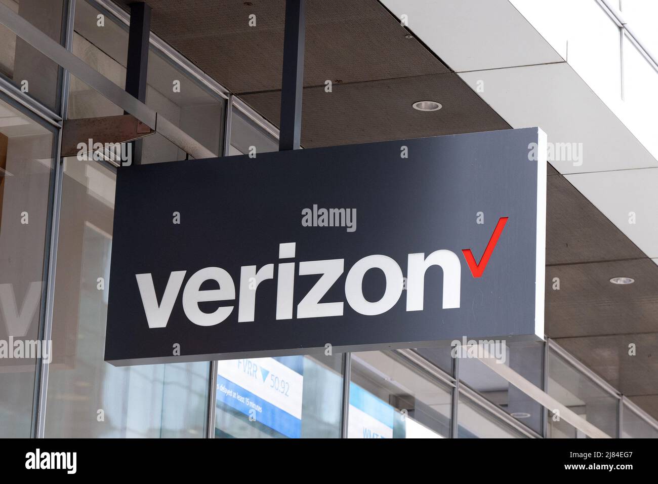 A shop sign of VERIZON, on May 07, 2022 in New-York City, USA. Photo by ...