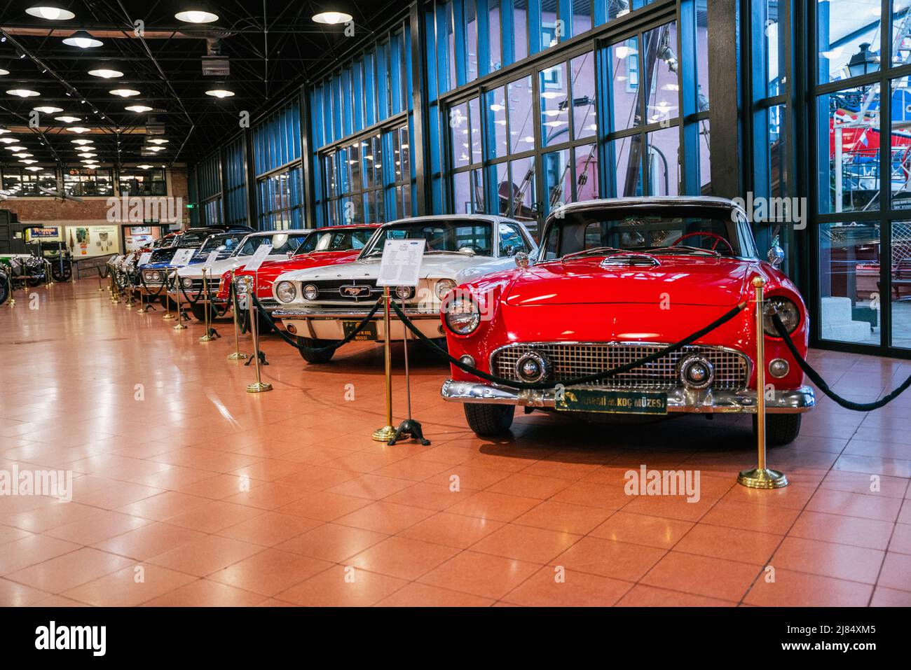 Museum quality commercial gallery hi-res stock photography and images ...