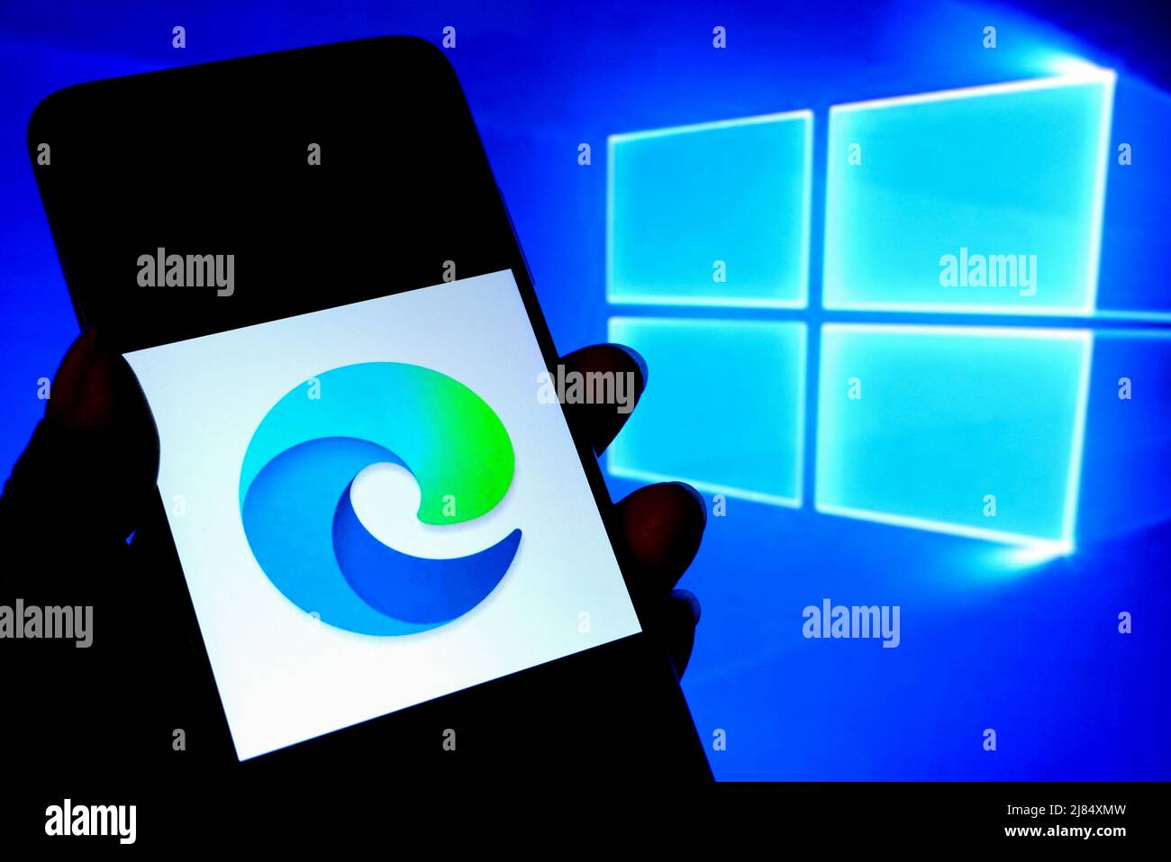 Logo microsoft edge hi-res stock photography and images - Alamy