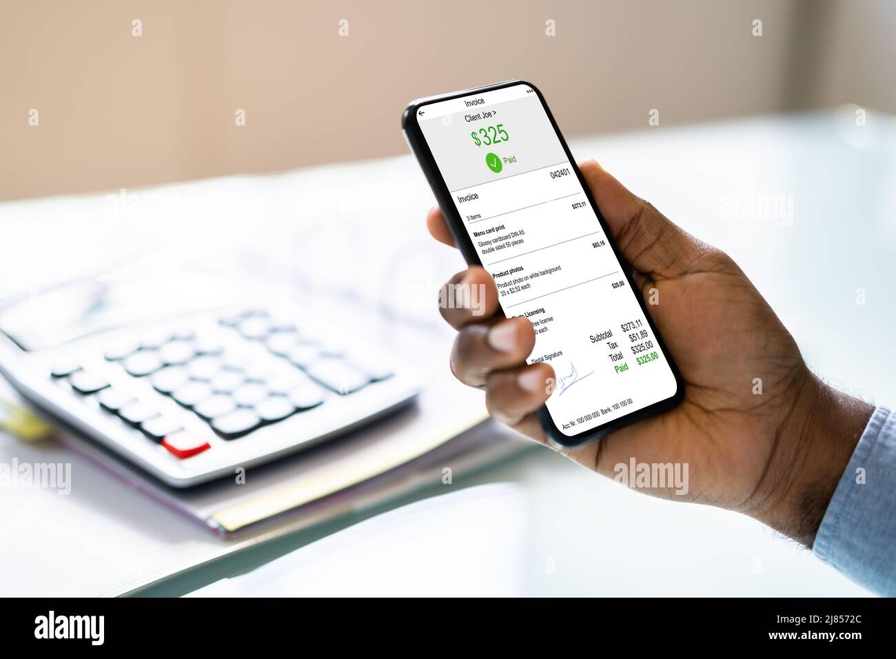 Mobile phone receipt hi-res stock photography and images - Alamy