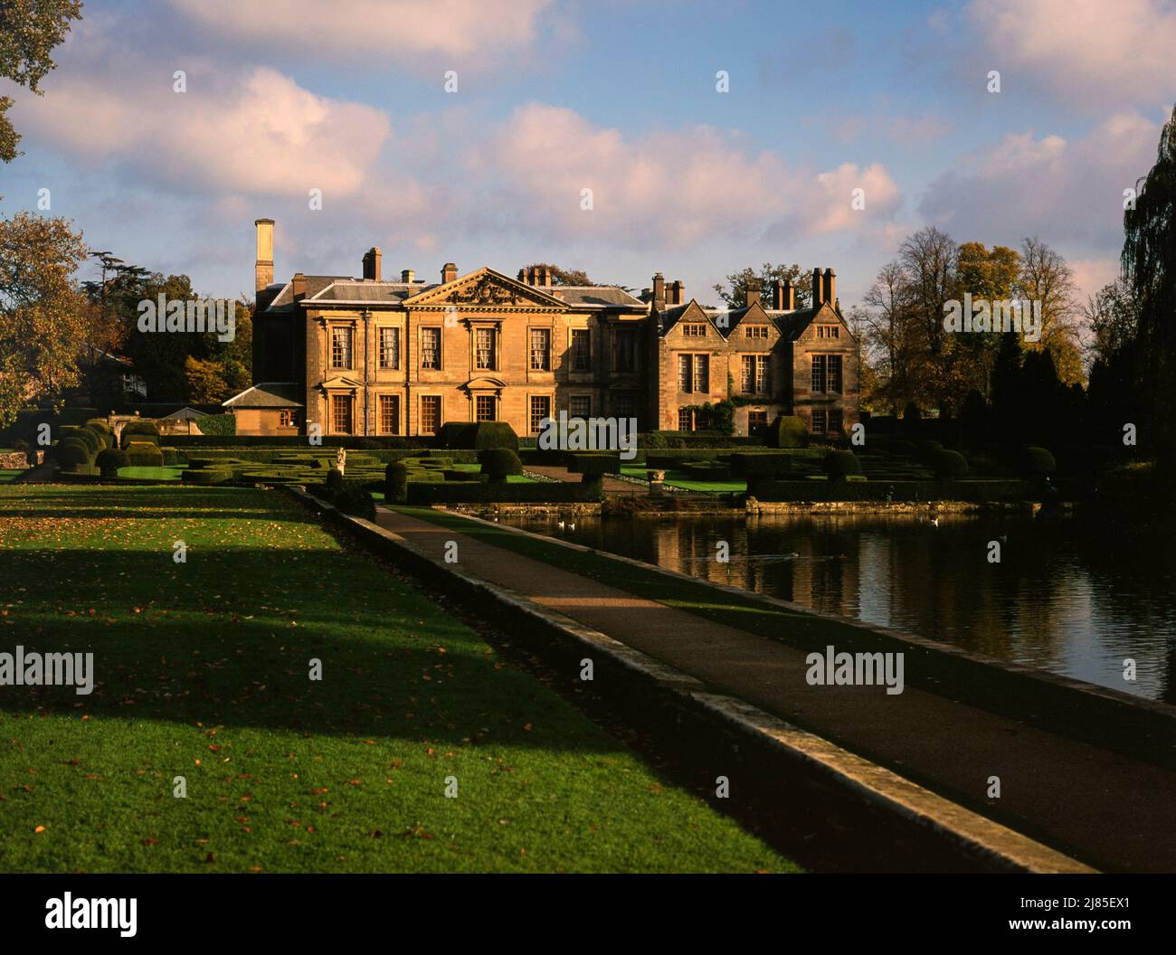Coombe abbey hi-res stock photography and images - Alamy