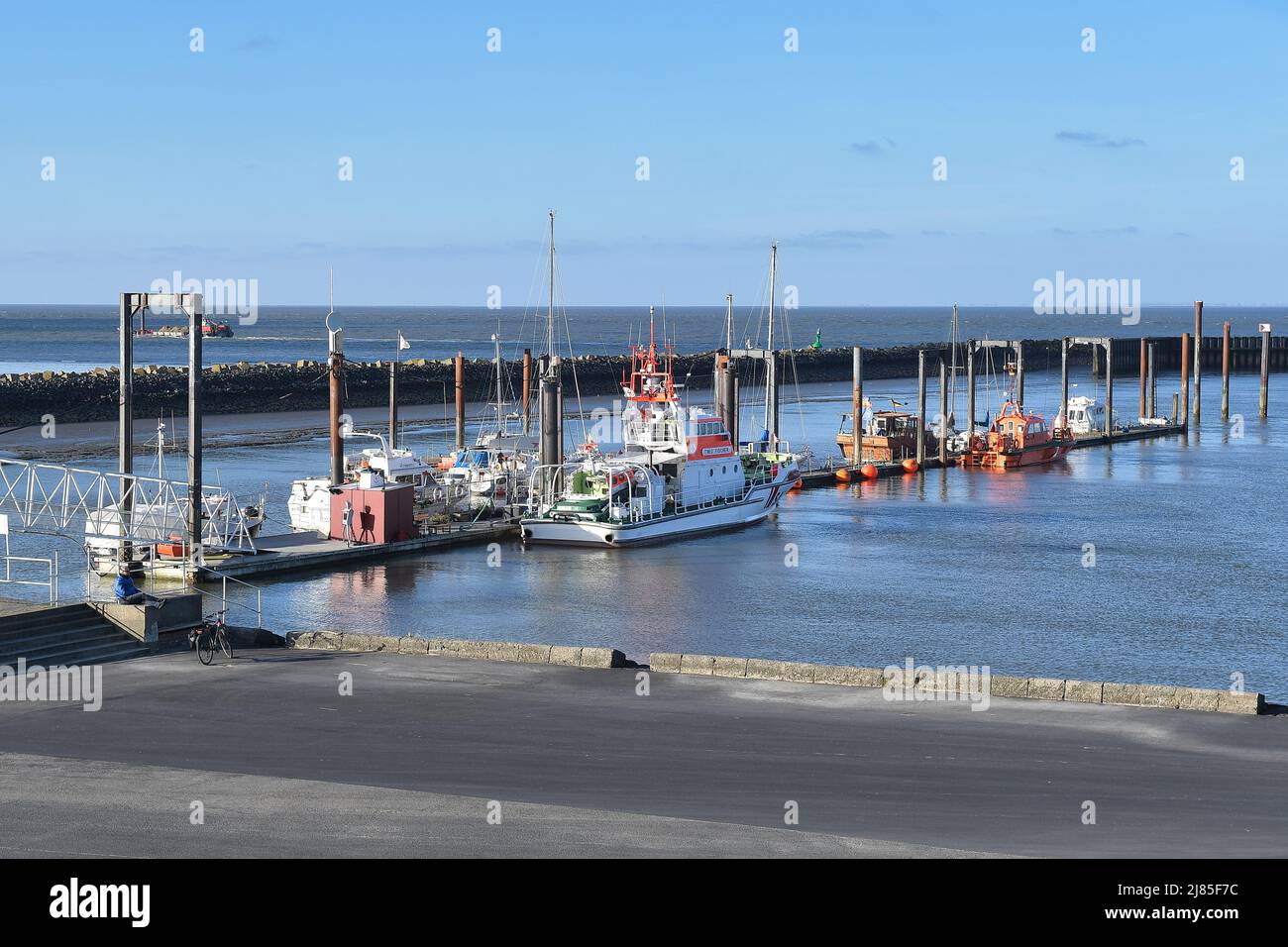 Maritim,Nordsee, North Sea, Cuxhaven, Meer, Hafen, Harbour, Schiff ...