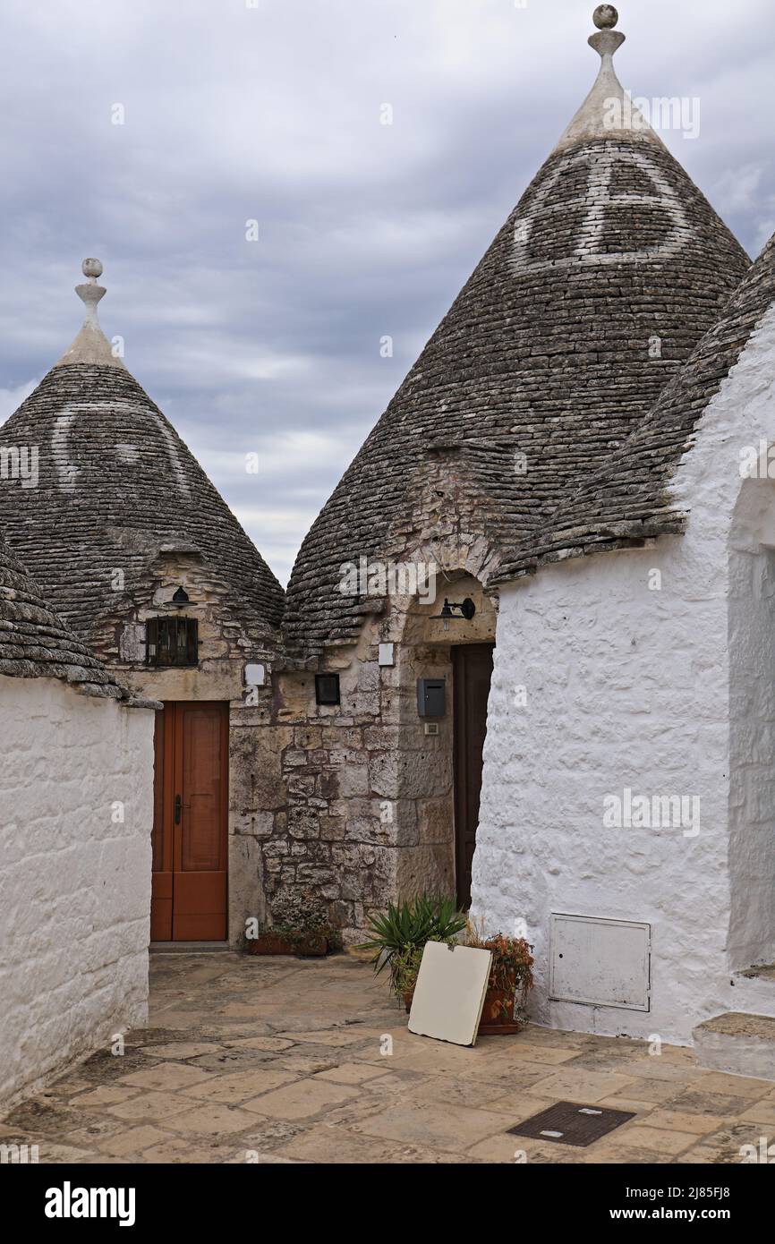 Trulli round houses in alberobello hi-res stock photography and images ...