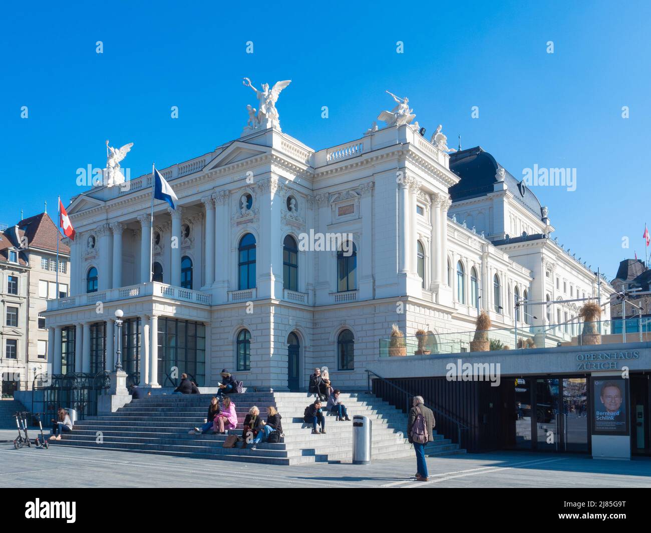 Zurich, Switzerland - March 5th 2022: In front of the opera hall Stock ...