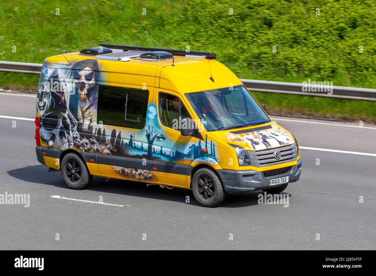 Vehicle livery art hi-res stock photography and images - Alamy