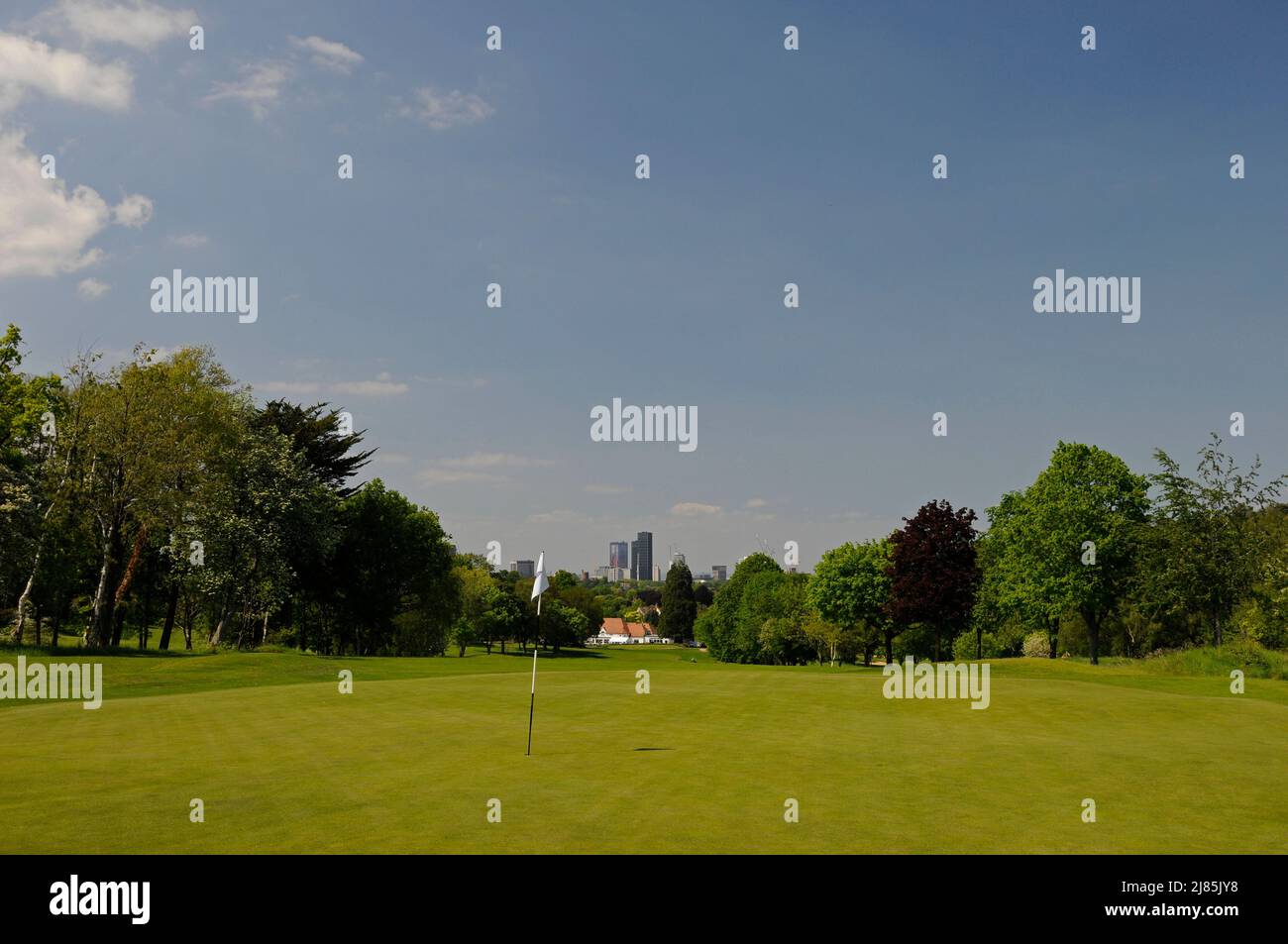 Croydon skyline hi-res stock photography and images - Alamy