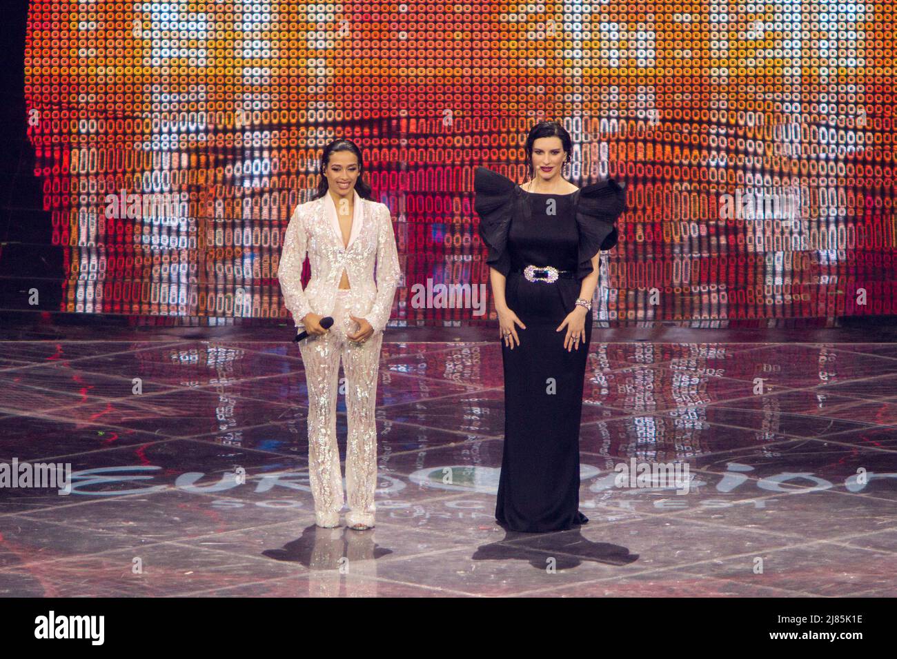 Laura pausini contest 2022 hi-res stock photography and images - Alamy